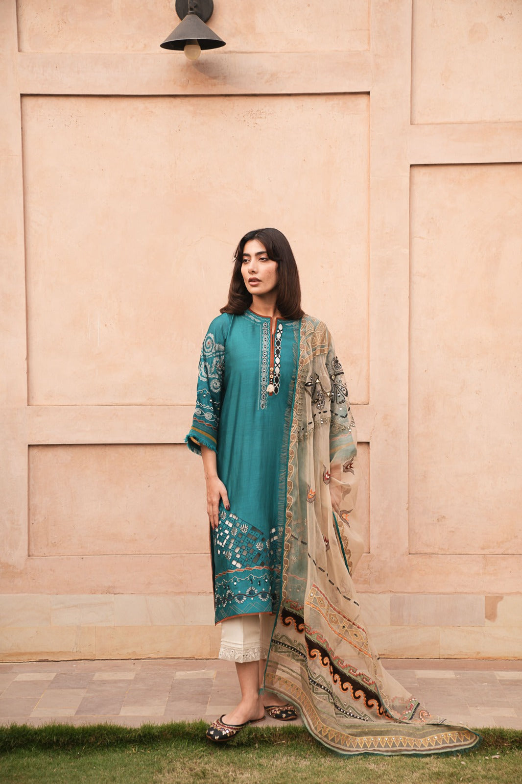 FM-E325-SD- S,M,L - Uk Exhibition – NeeksCloset